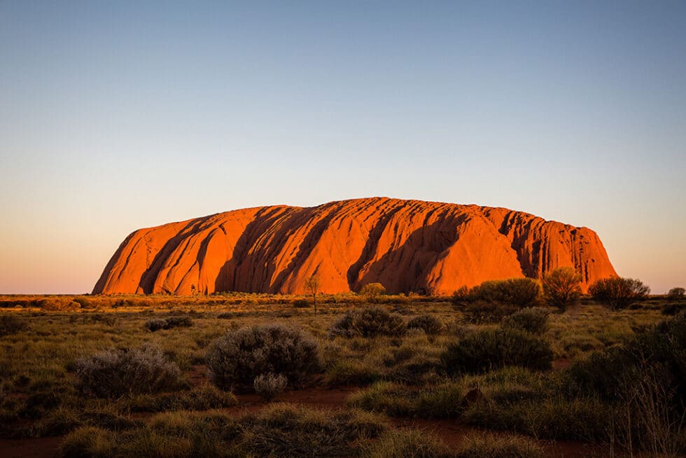 Uluru Overnight Escape From Alice Springs | Alice Springs | Emu Run ...